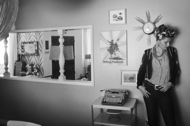 Honorary Texan Jess Snell's Mid-Century Western Style Rocks - Curated Texan