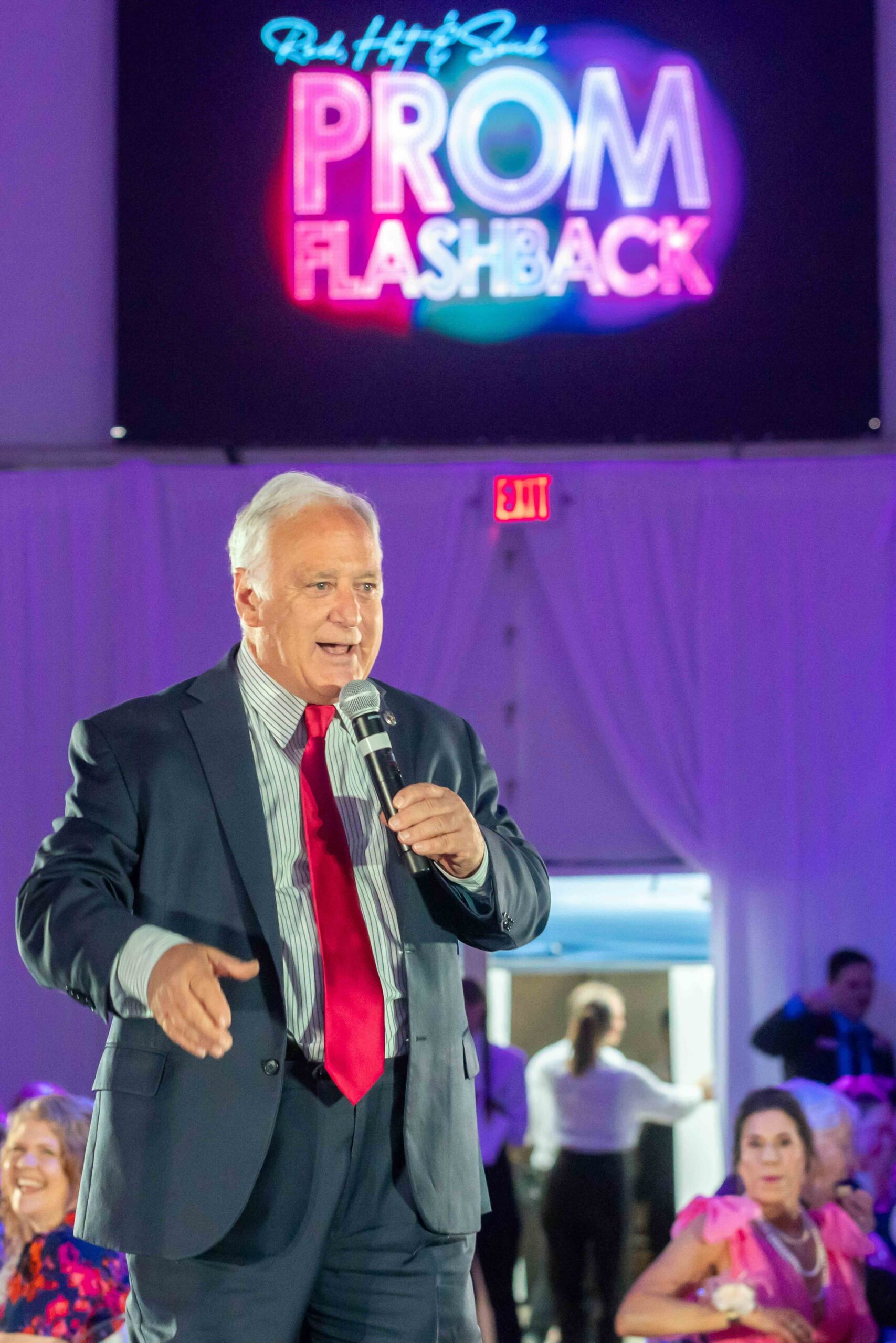 Red Hot “Prom” Theme Energizes Austin’s ZACH Theatre Gala - Curated Texan
