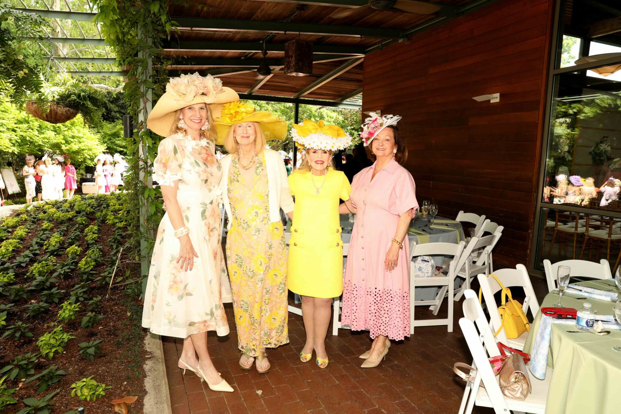 A Feast For The Eyes At The Dallas Arboretum And Botanical Garden Mad ...