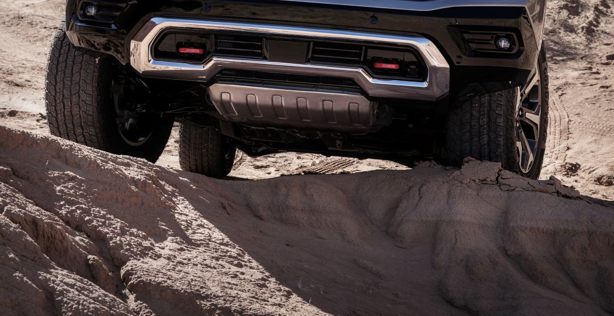 GMC Yukon AT4 Ultimate: The Big SUV That Does It All - Curated Texan